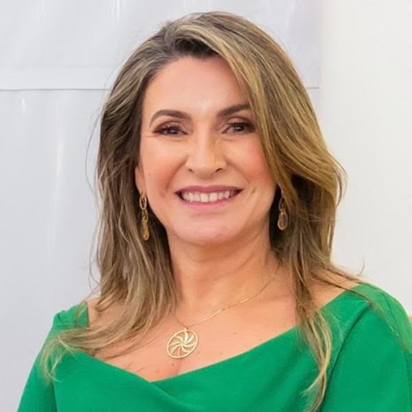 Primeira mulher a presidir o Conselho de Contabilidade de PE inspira outras mulheres a acreditar ...